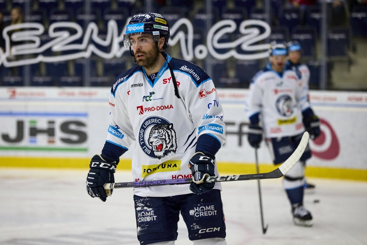 Ian McCoshen odchází do čínského Kunlunu | Bílí Tygři Liberec